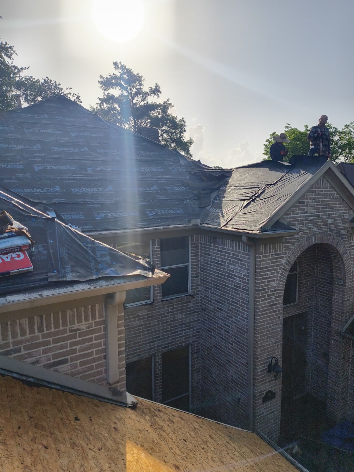 Transforming A Complex Roof With GAF Timberline HDZ | Smith & Sons